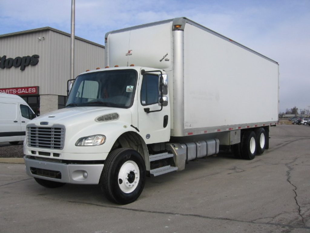 2016 FREIGHTLINER M2 106 - Truck Country