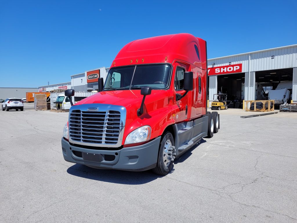 2019 FREIGHTLINER EVO - Truck Country