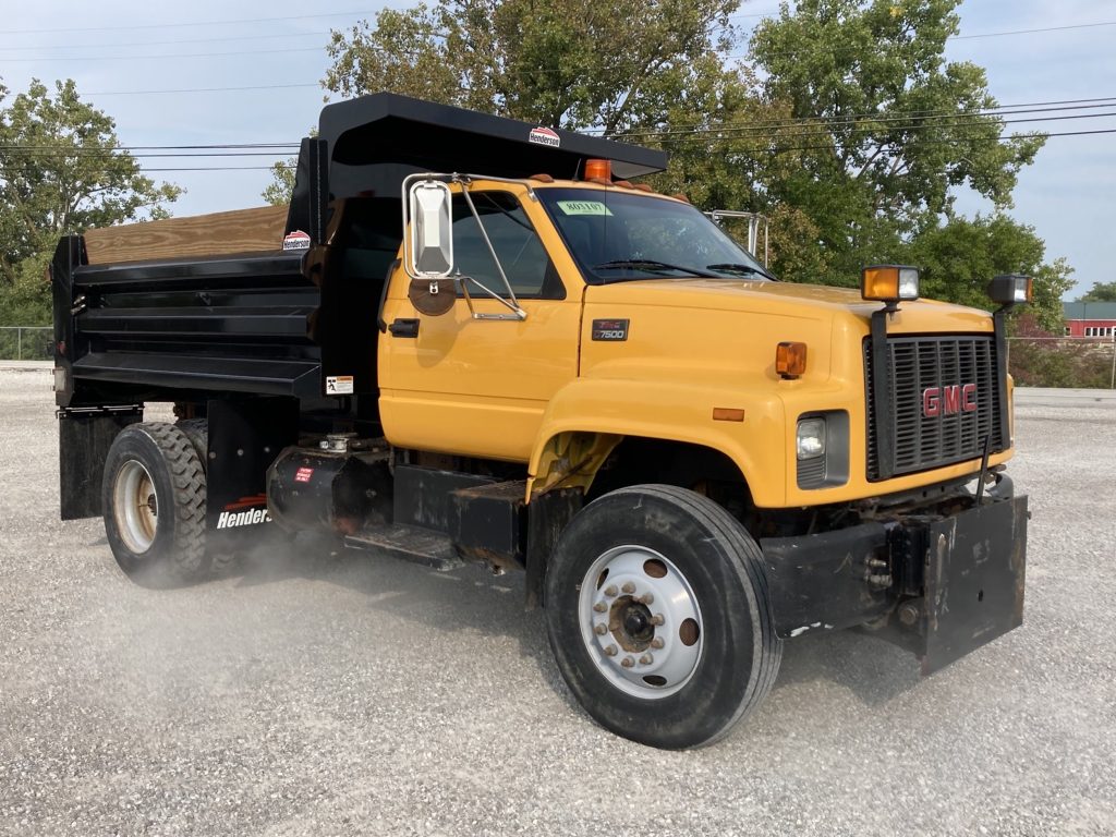 2001 GMC C7500 - Truck Country