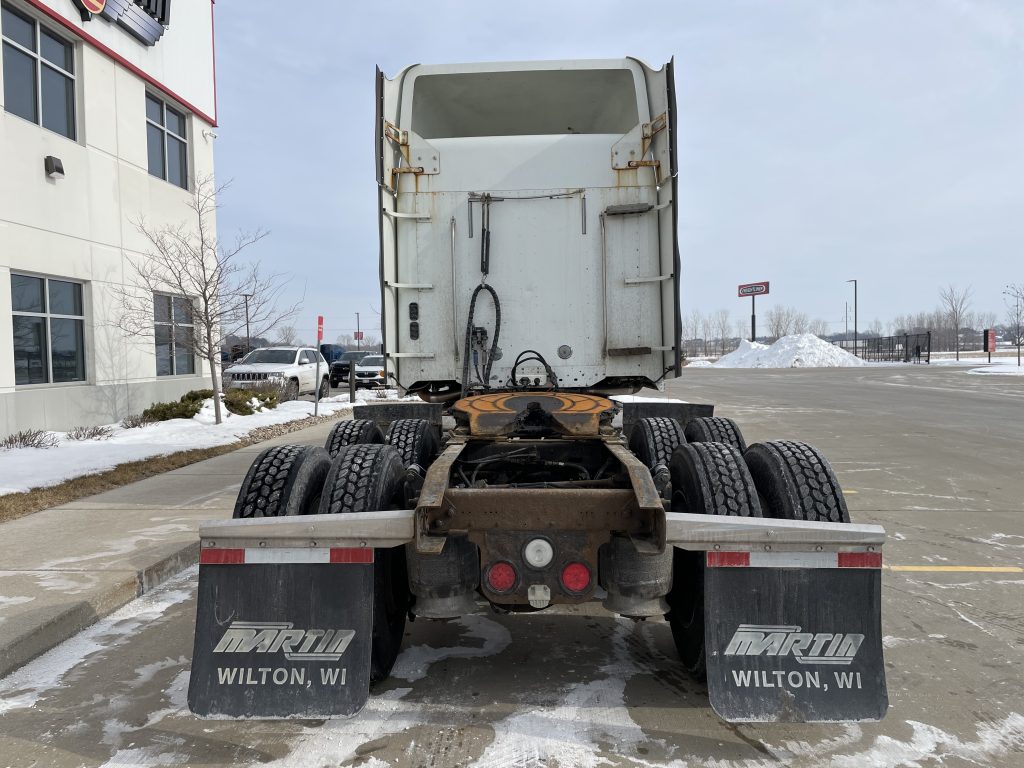 2014 Freightliner CC132 - Truck Country