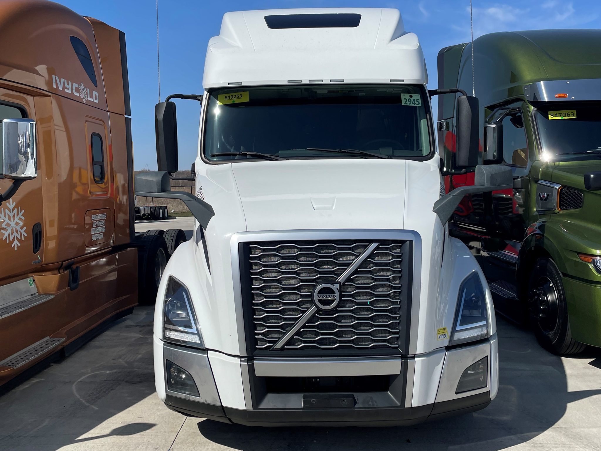 2020 Volvo VNL64T - Truck Country