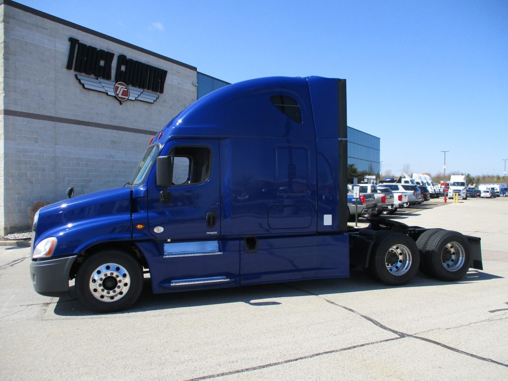 2019 Freightliner EVO - Truck Country