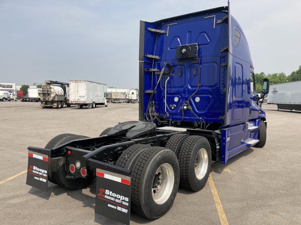 2019 Freightliner EVO - Truck Country
