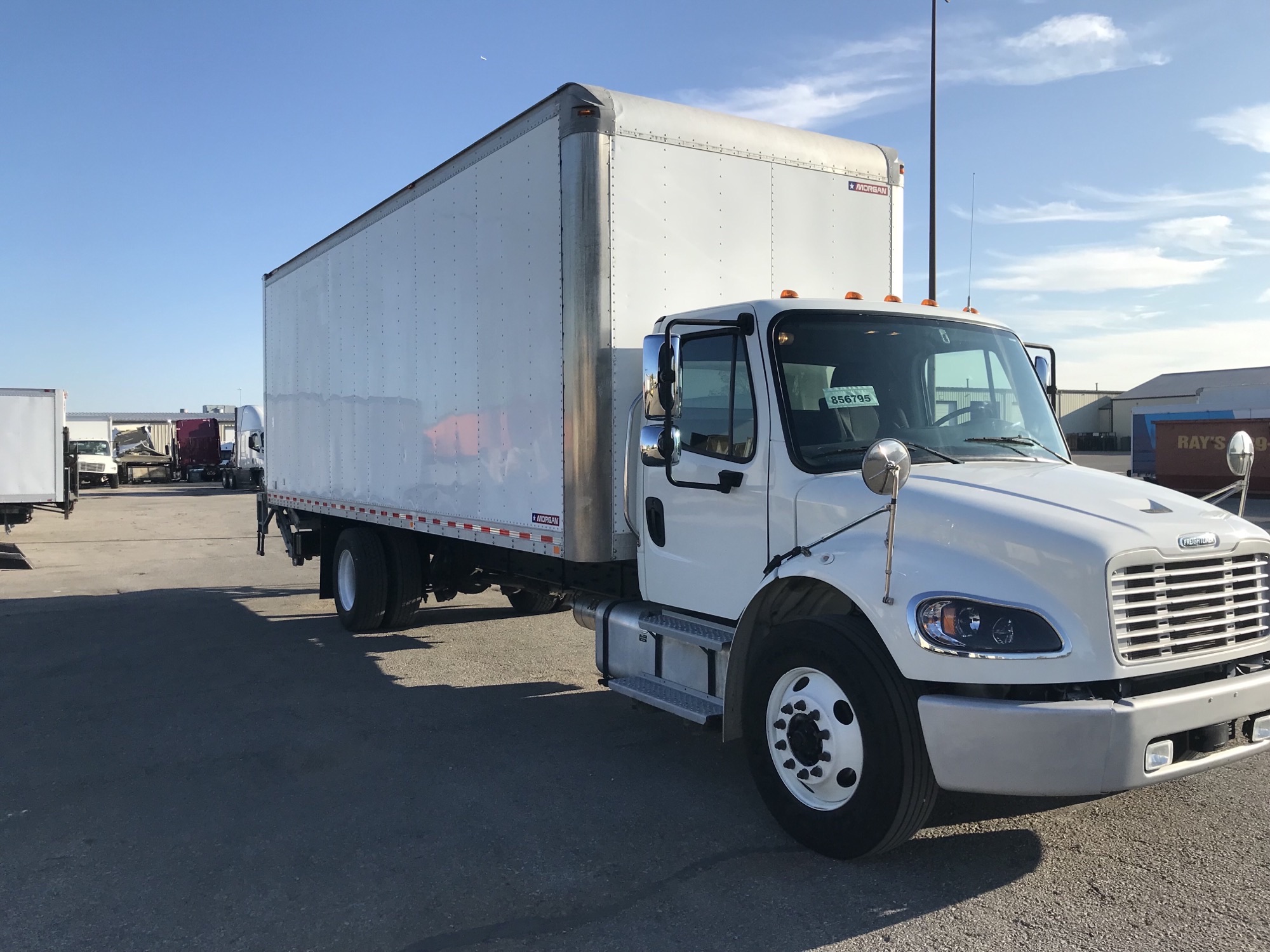 2019 Freightliner M2 106 - Truck Country