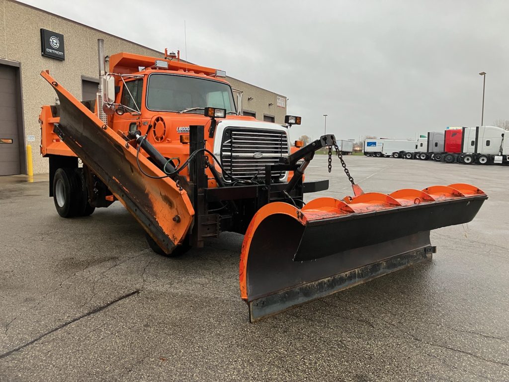 1994 Ford L8000 - Truck Country