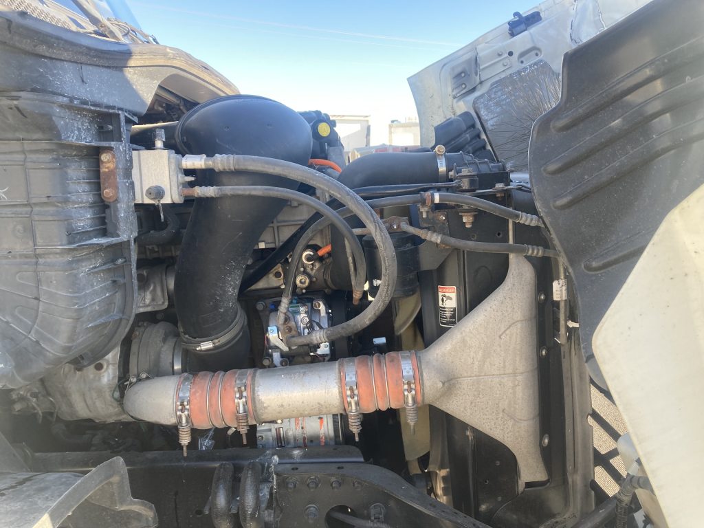 2016 Freightliner CA113 - Truck Country