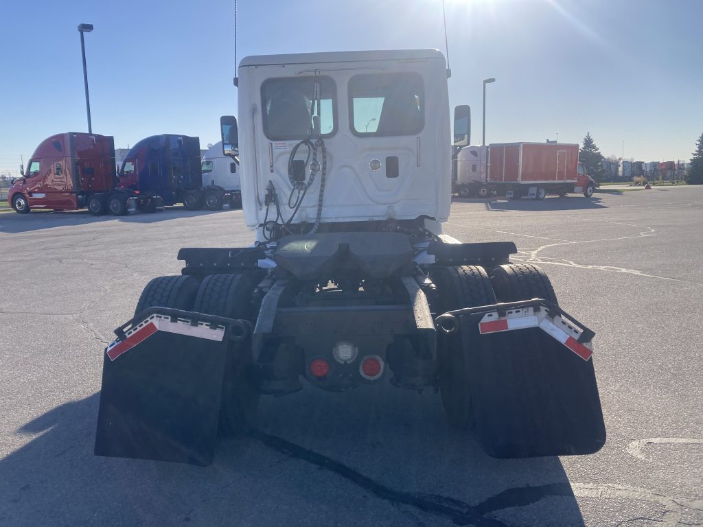 2016 Freightliner CA113 - Truck Country