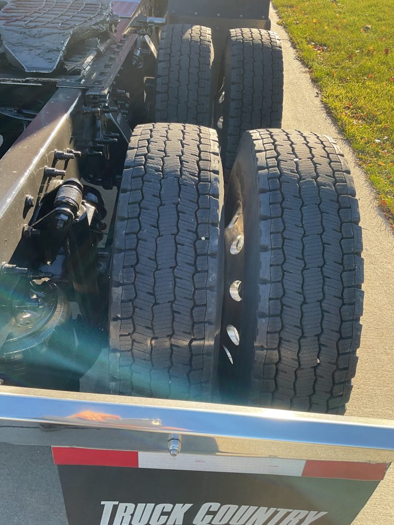 2019 Freightliner CA125 - Truck Country