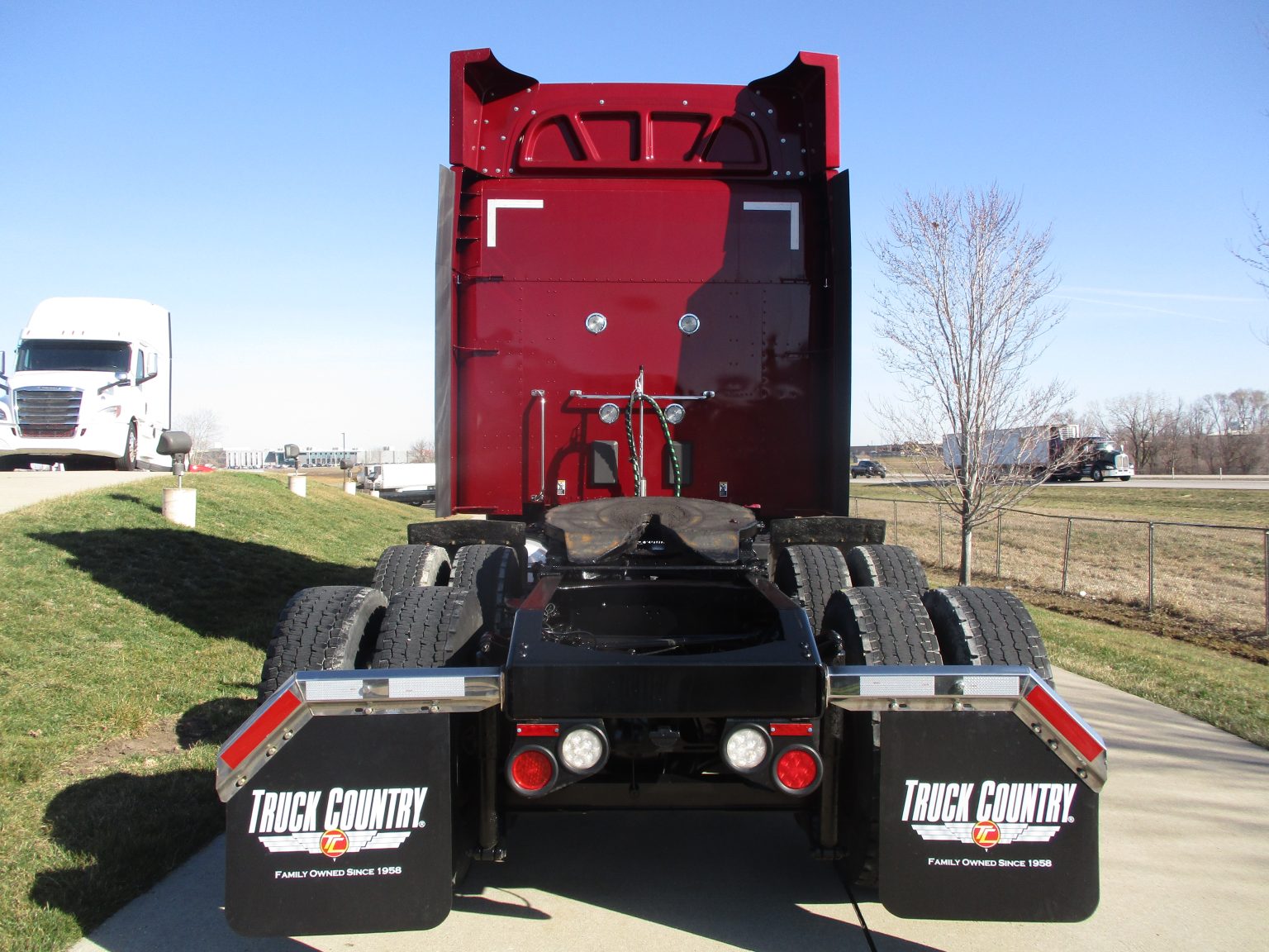 2020 Peterbilt 579 - Truck Country