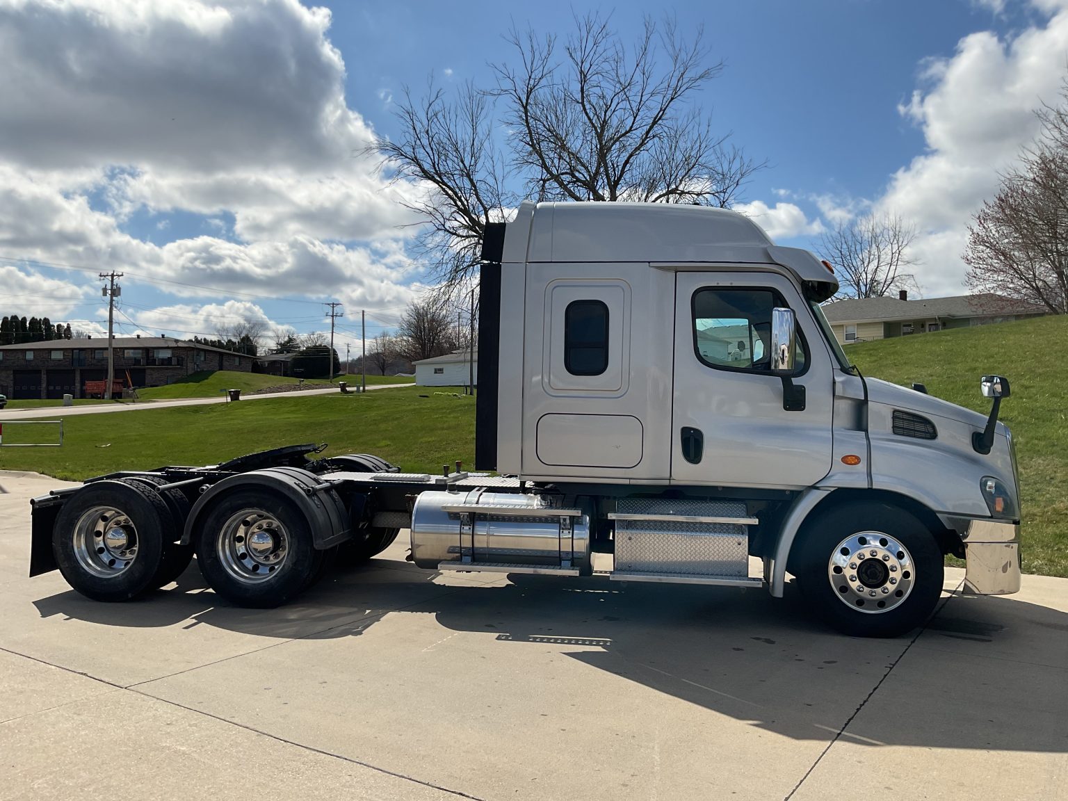2017 Freightliner CA113 - Truck Country