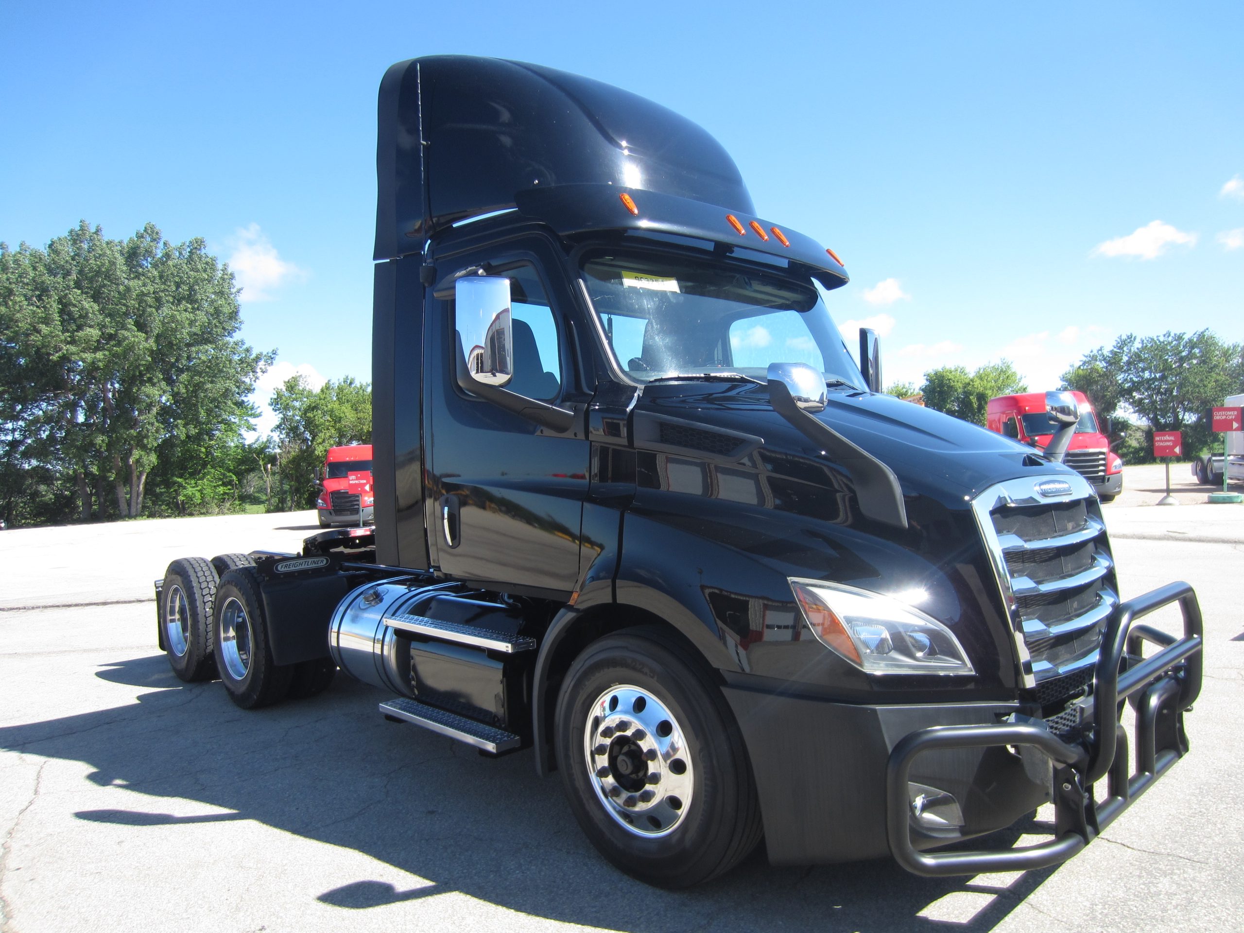 Truck Inventory - Truck Country