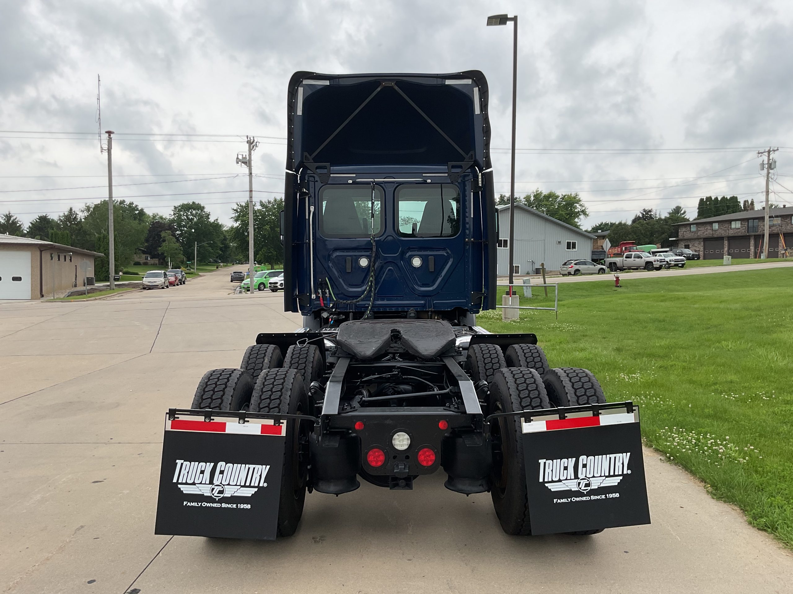 Truck Inventory - Truck Country