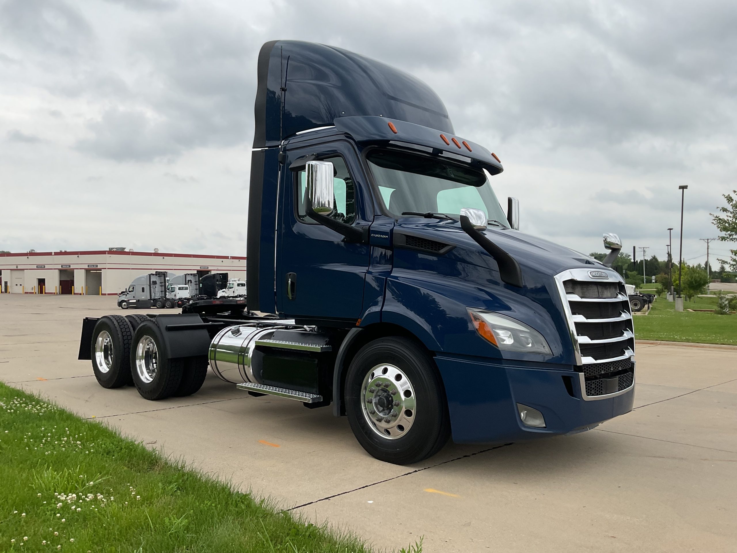 Truck Inventory - Truck Country