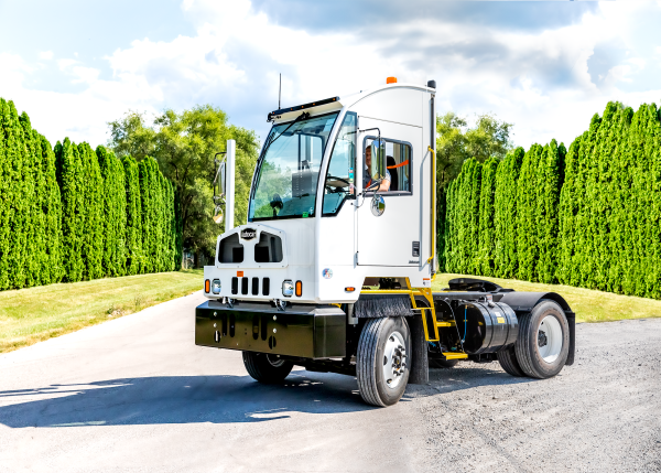 The Top 6 Reasons To Buy A Yard Dog/Terminal/Spotter Truck - Truck Country