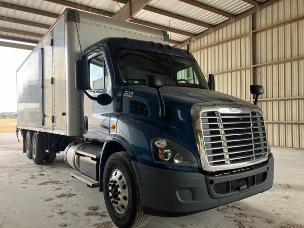 2017 Freightliner CA113 - Truck Country