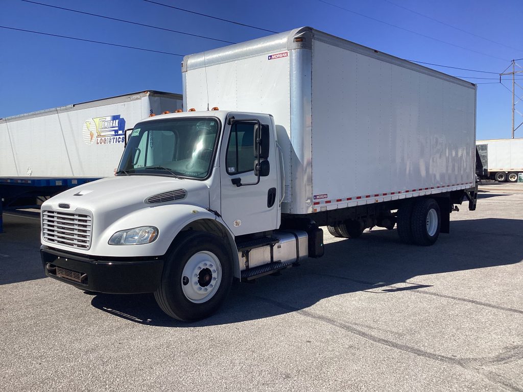2017 Freightliner M2 106 - Truck Country