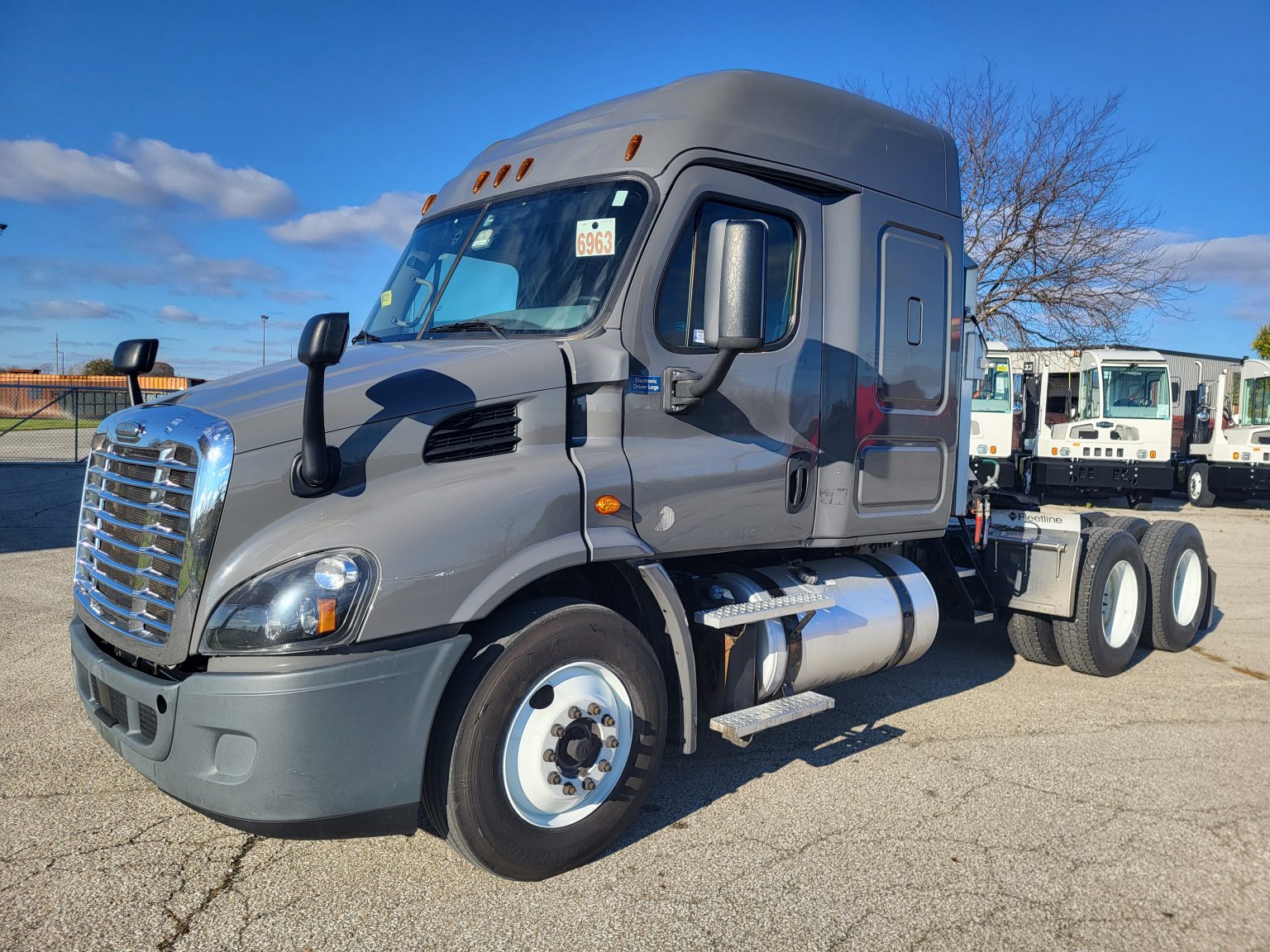 2017 Freightliner CA113 - Truck Country