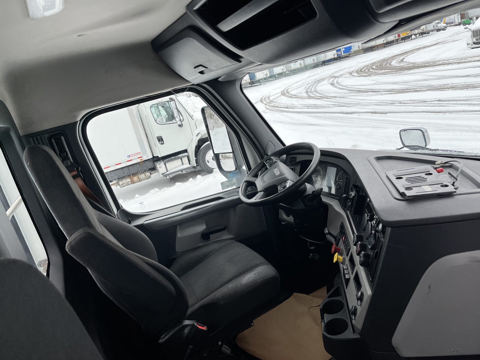 2020 Freightliner PT126DC - Truck Country