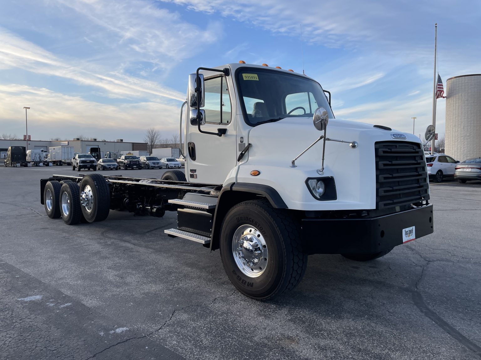 2015 Freightliner 114SD - Truck Country