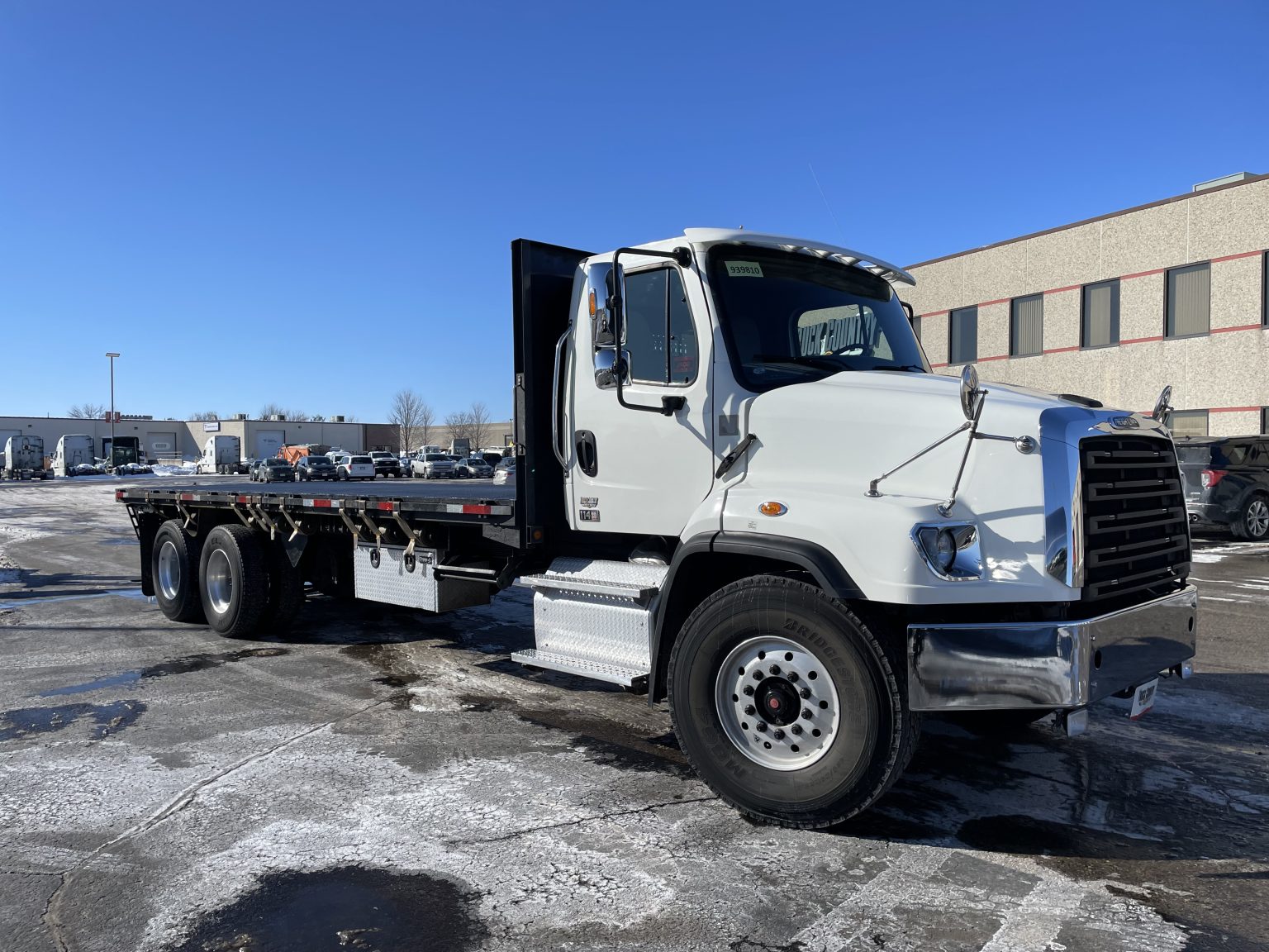 2019 Freightliner 114SD - Truck Country