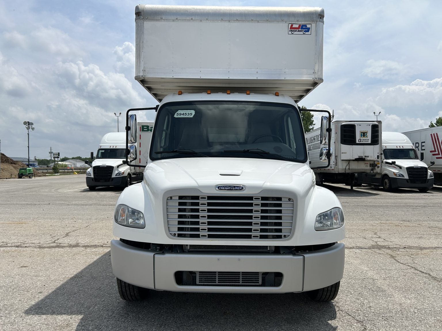 2019 Freightliner M2106 - Truck Country
