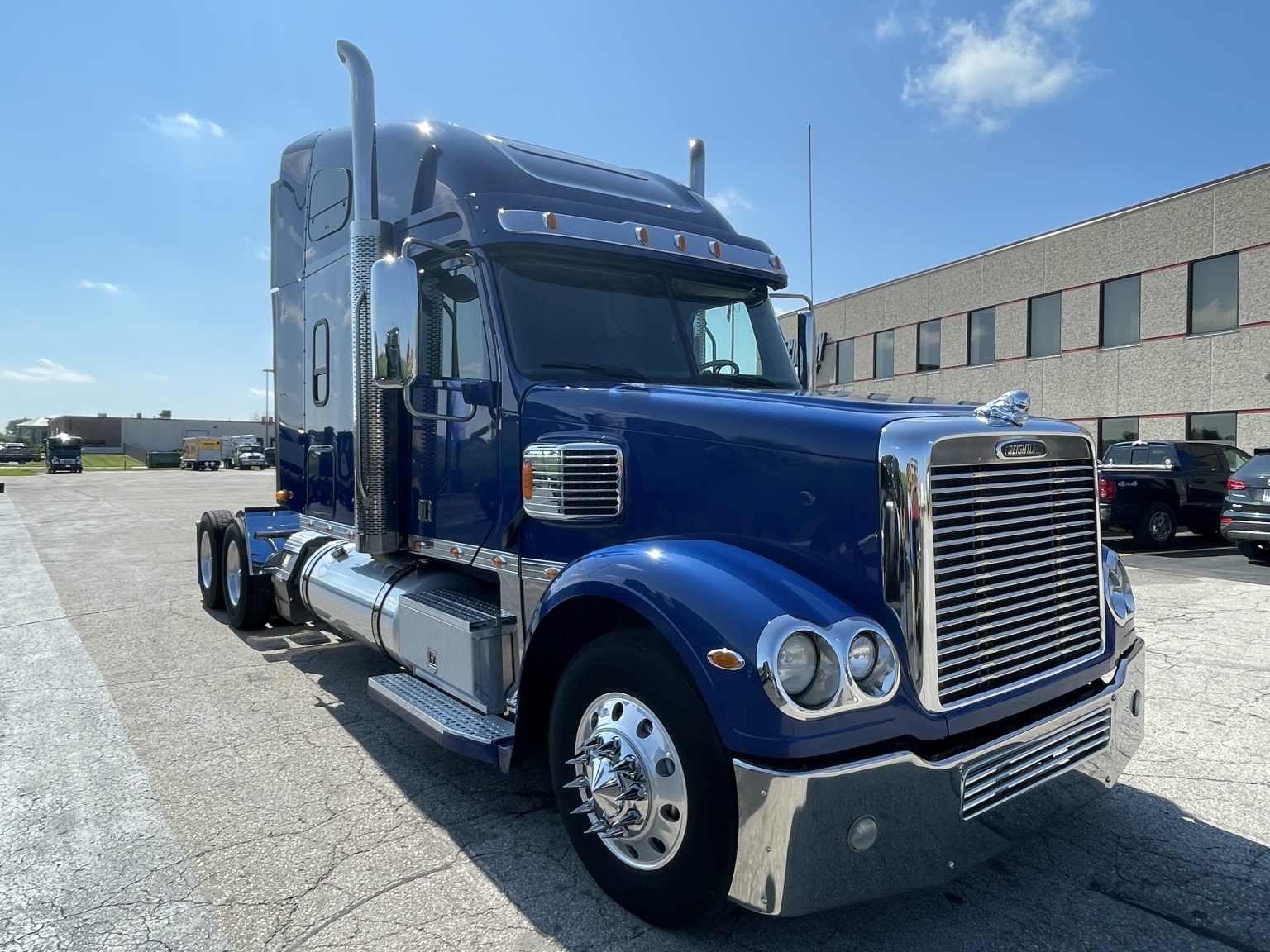 2019 Freightliner CC132 - Truck Country