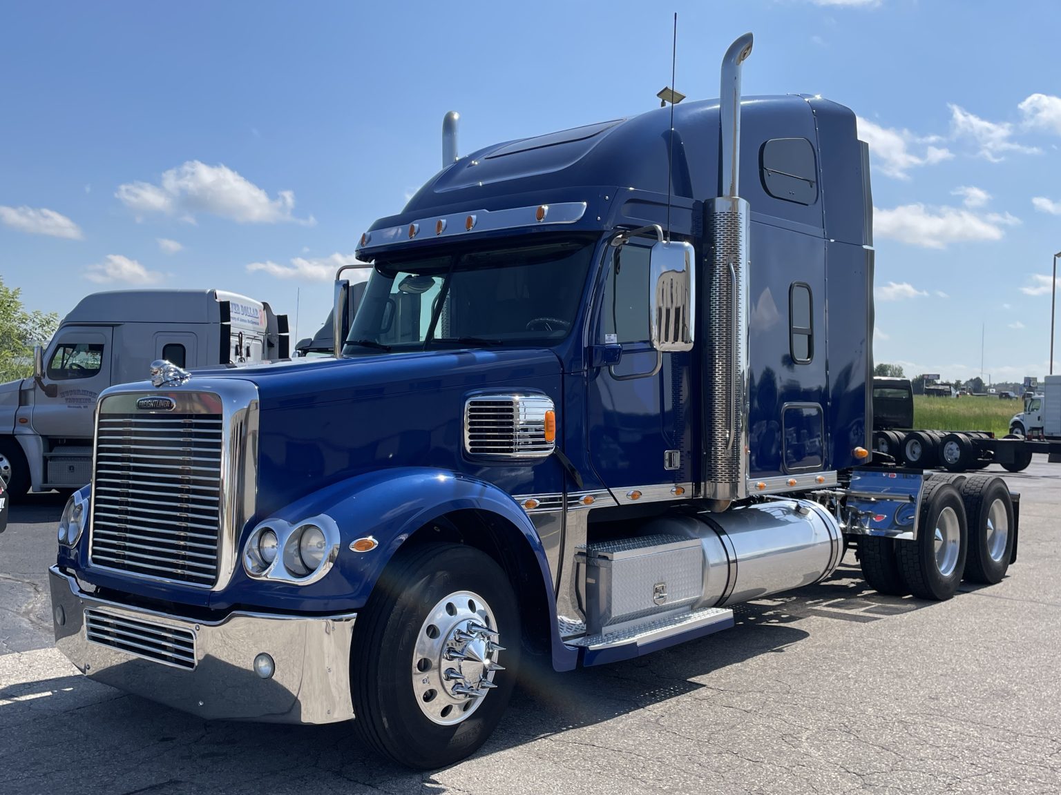 2019 Freightliner CC132 - Truck Country