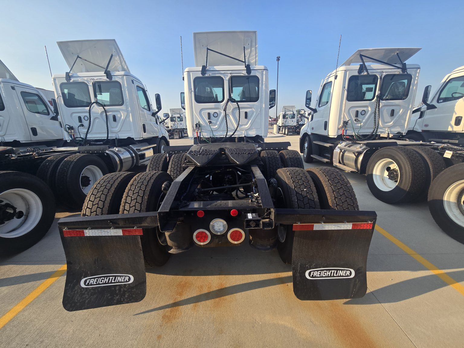 2026 Freightliner PE116DC - Truck Country